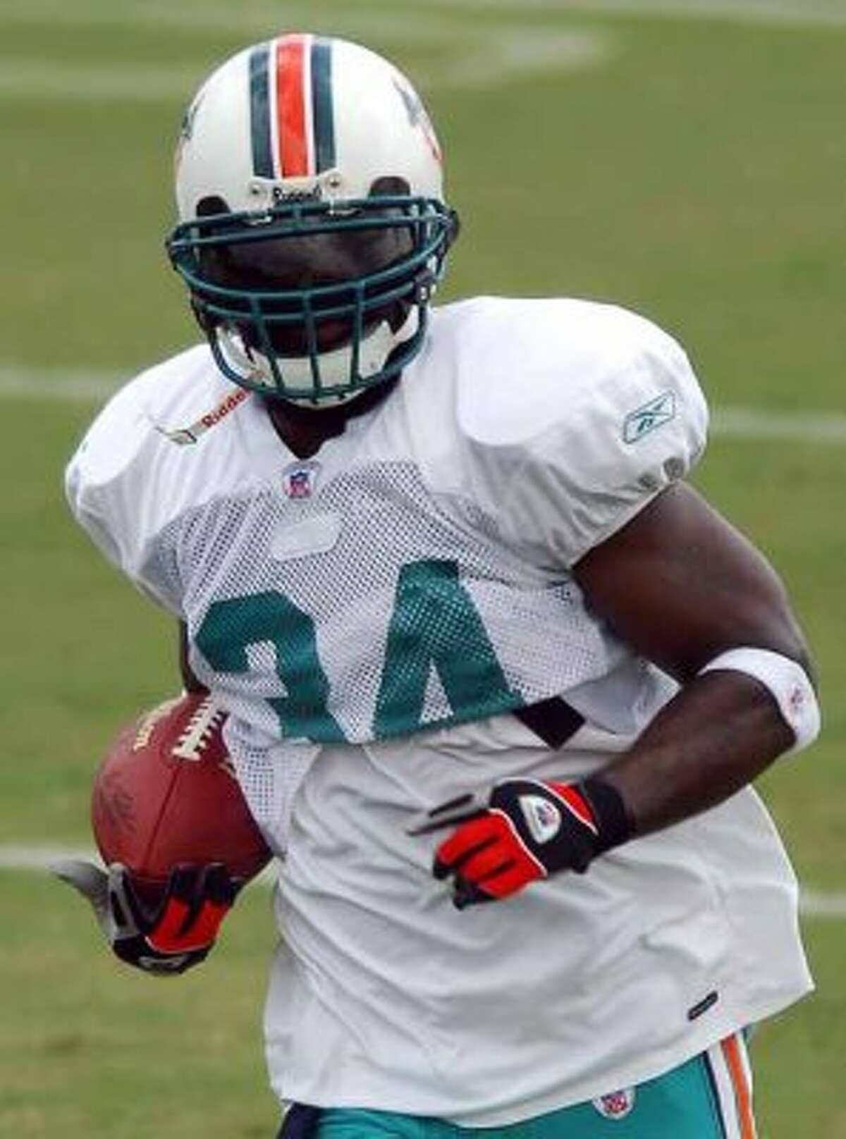 Ricky Williams makes jump into coaching at UIW