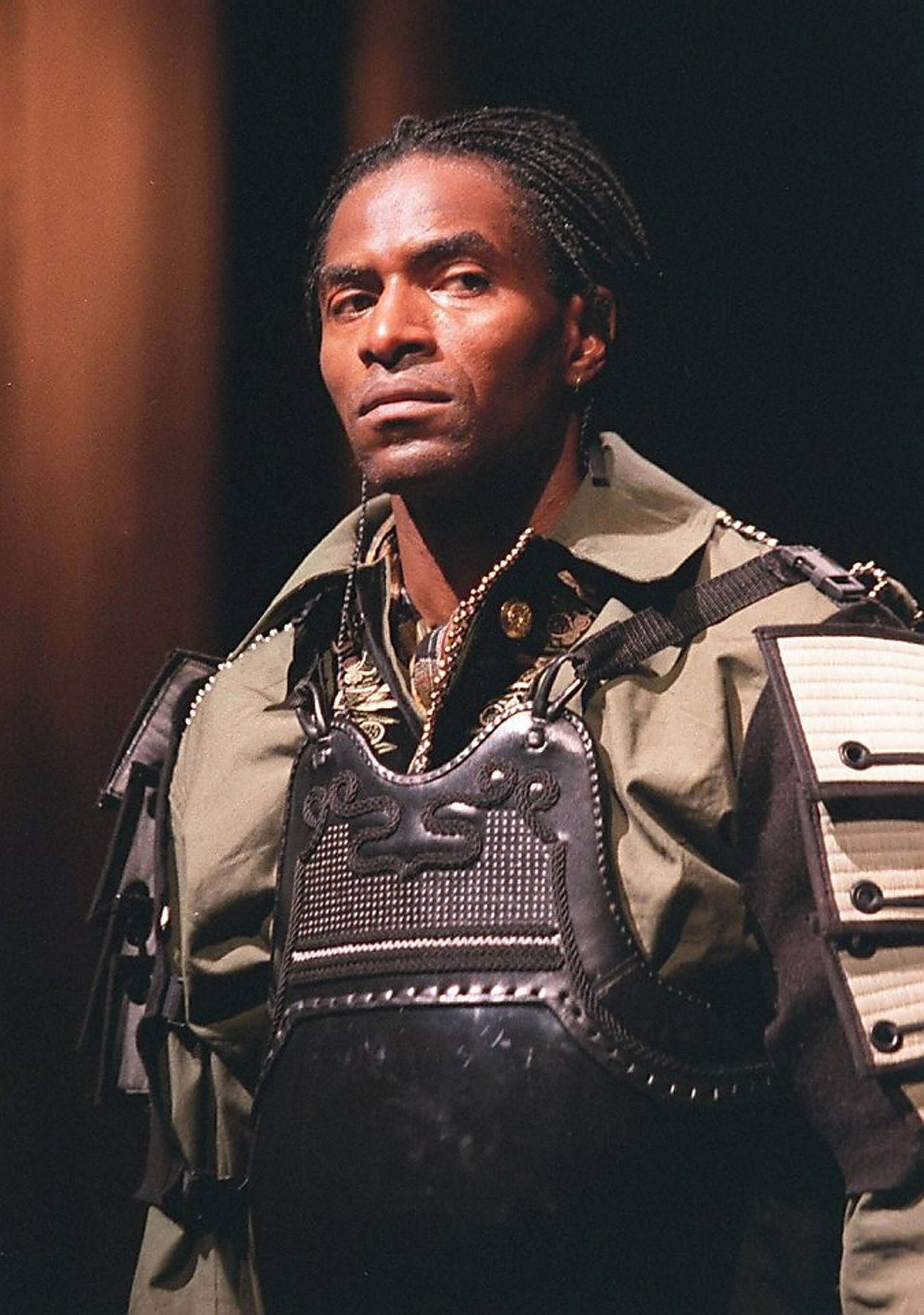 Carl Lumblys Return To Stage A Comfort After Loss