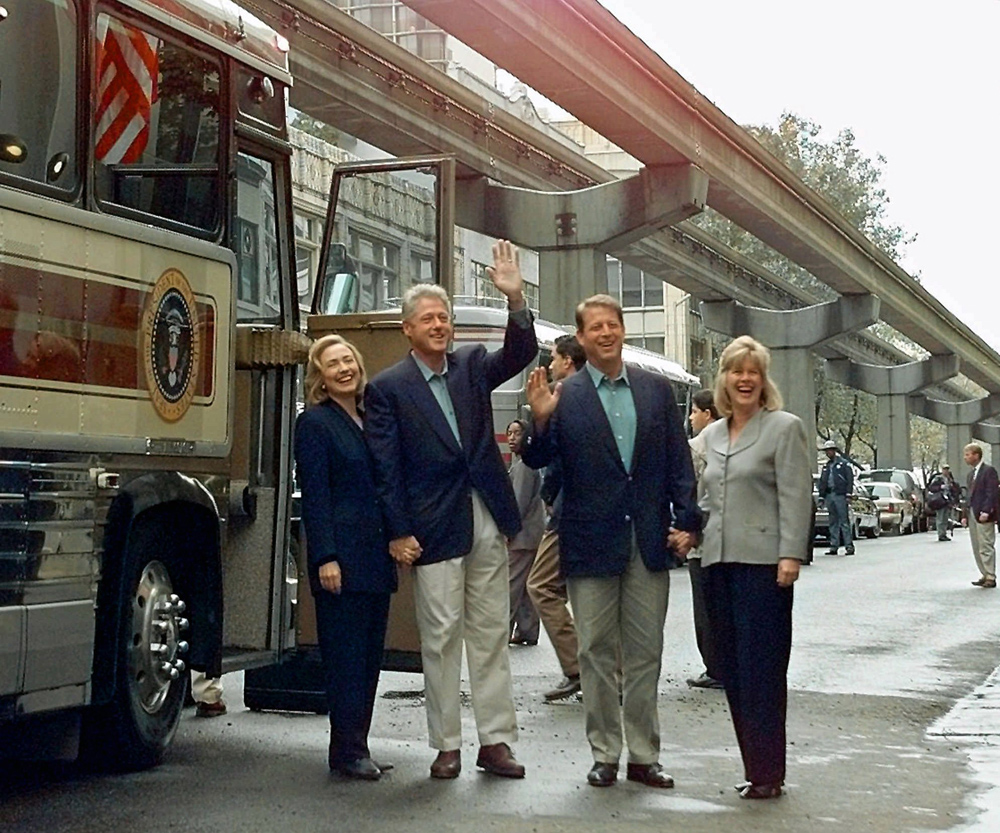 Clintons in the Northwest