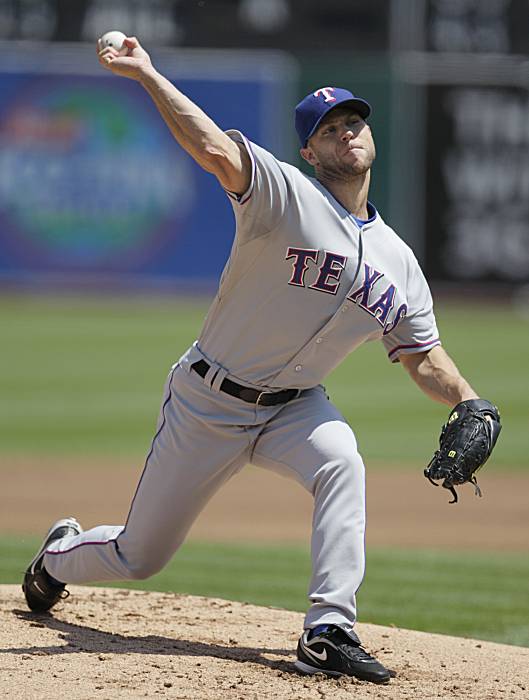 Rich Harden returns to A's, but role is unclear