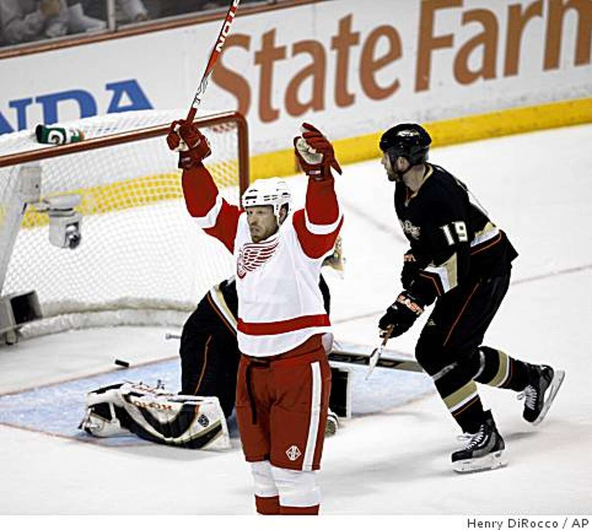 Franzen lifts Detroit