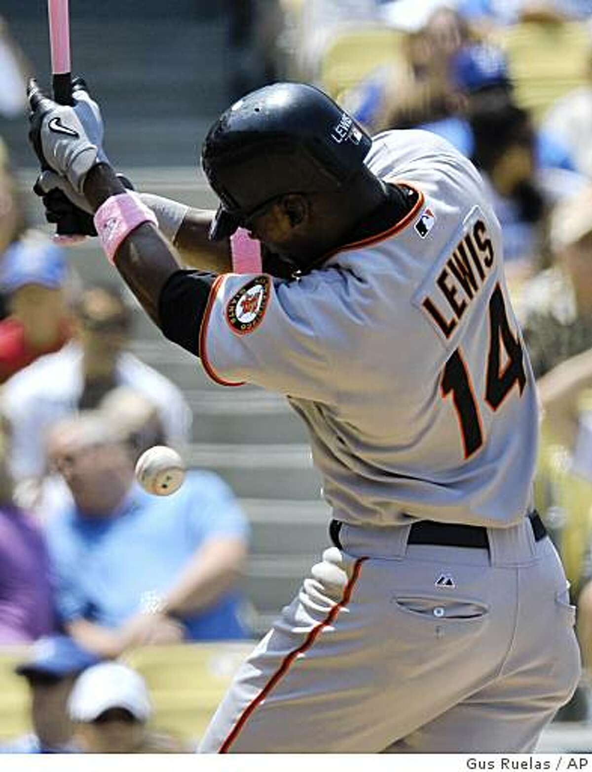 S.F. finds way to beat L.A. in 13 innings