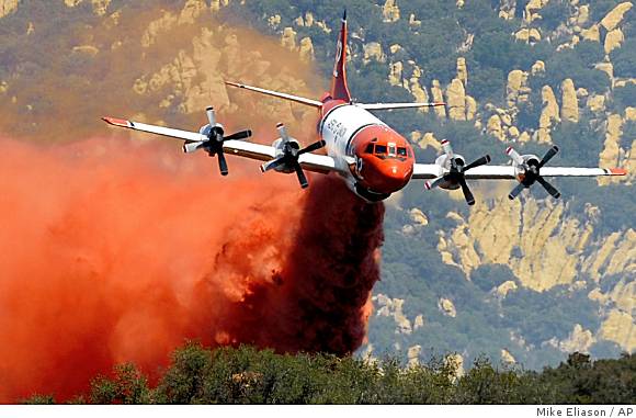 Thousands flee as Santa Barbara fire surges