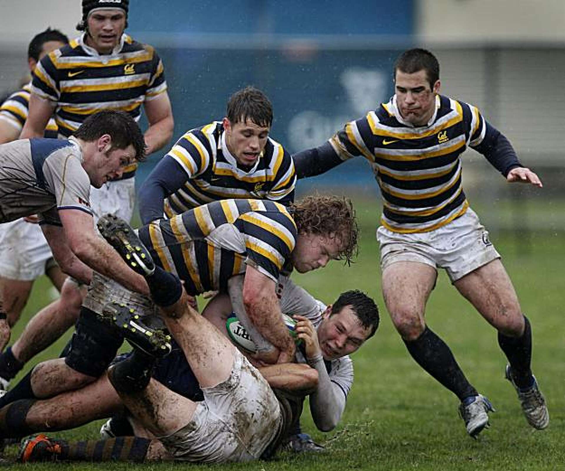 Cal rugby comes back to beat B.C., 21-13