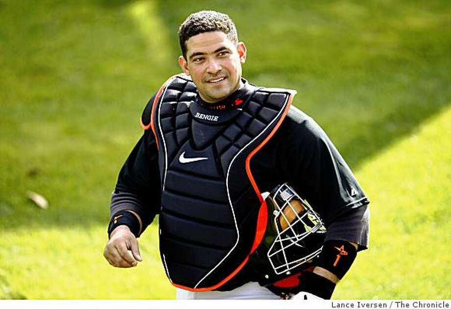 Molina not afraid to help understudy Posey learn game - SFGate