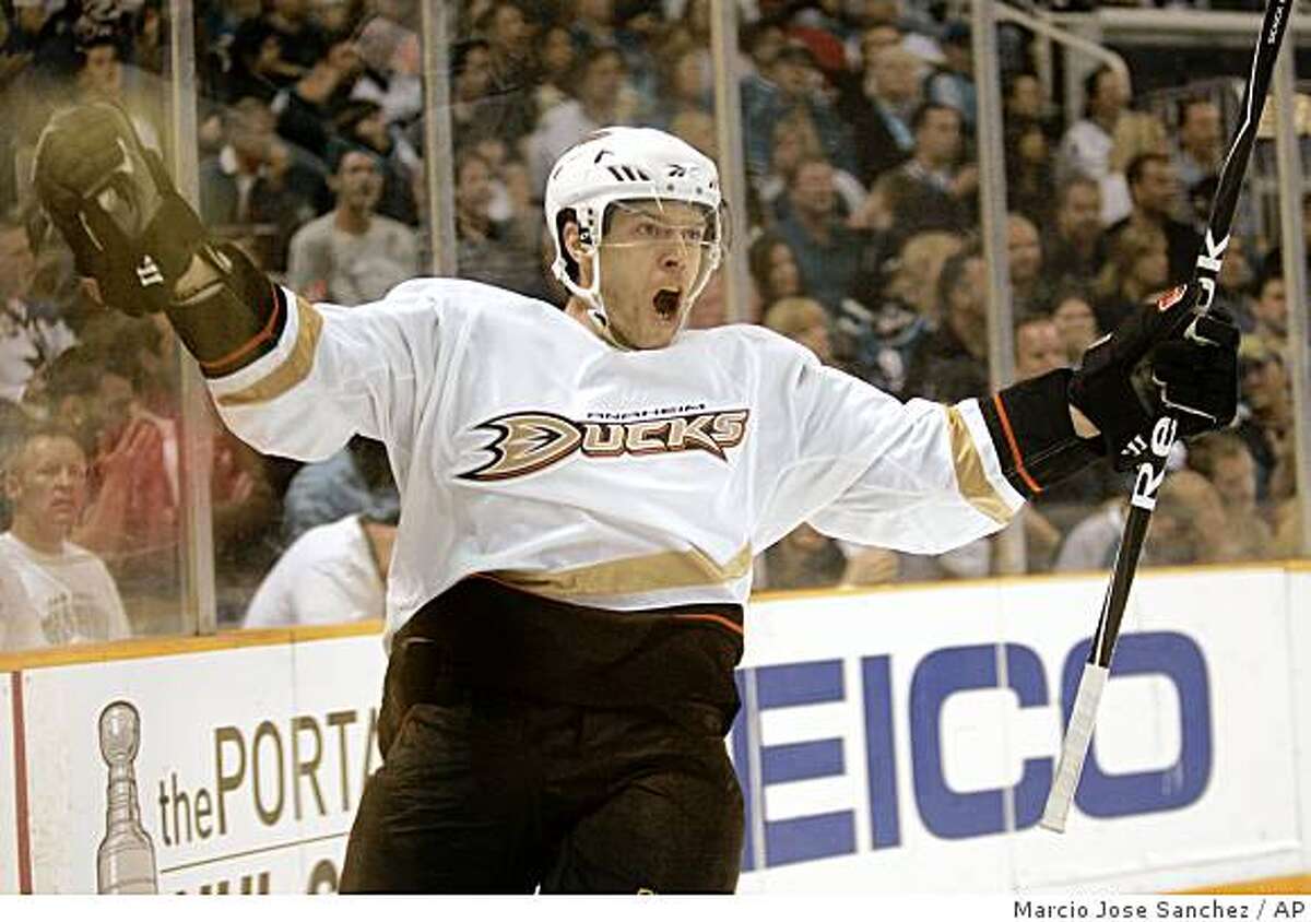 Defense propels Anaheim again