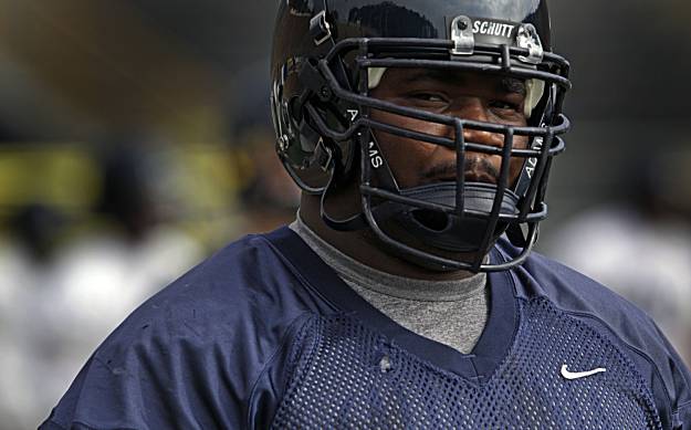 Cal defensive tackle Derrick Hill shows maturity