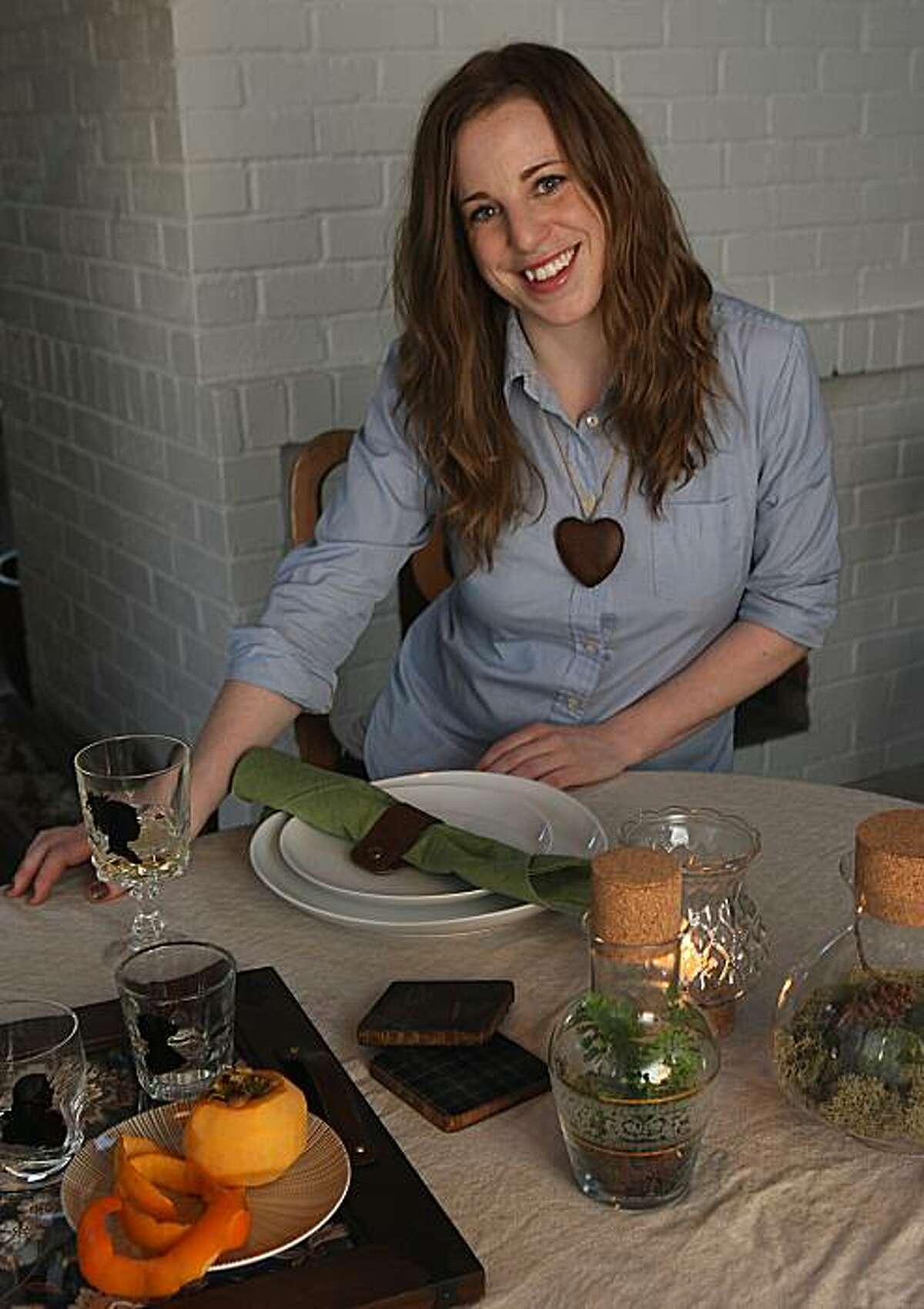 Kate Pruitt offers DIY projects for holiday table