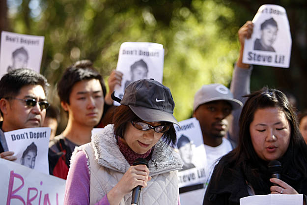Feinstein seeks to block Steve Li's deportation