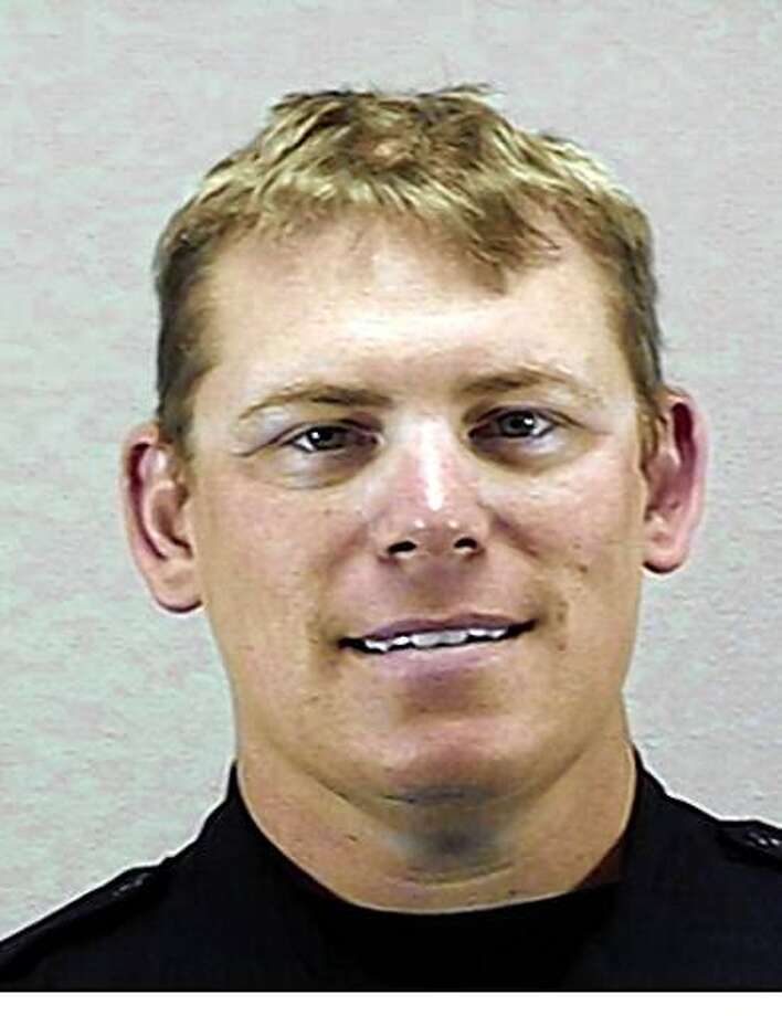 More than 20,000 honor slain Oakland police - SFGate