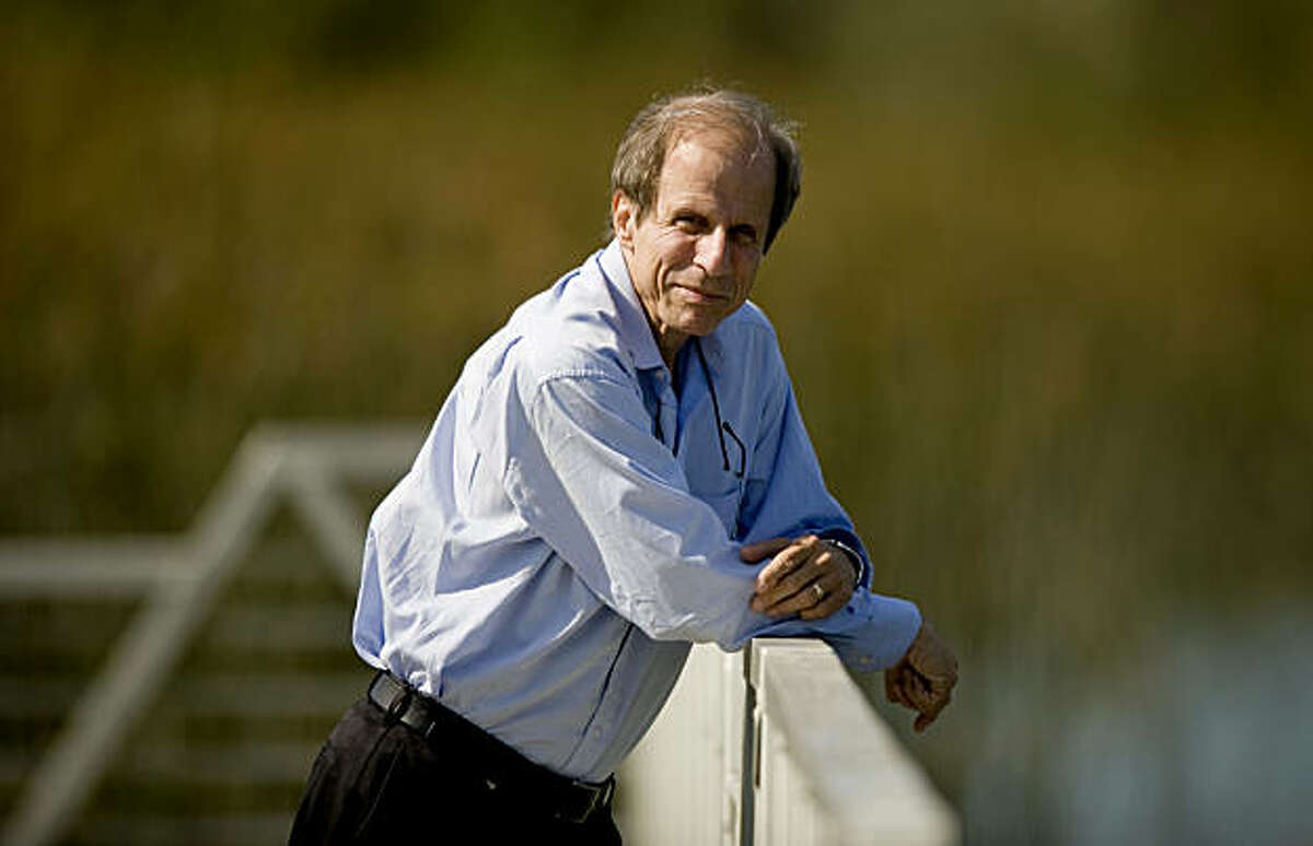 KQED's Michael Krasny a lucid voice of curiosity