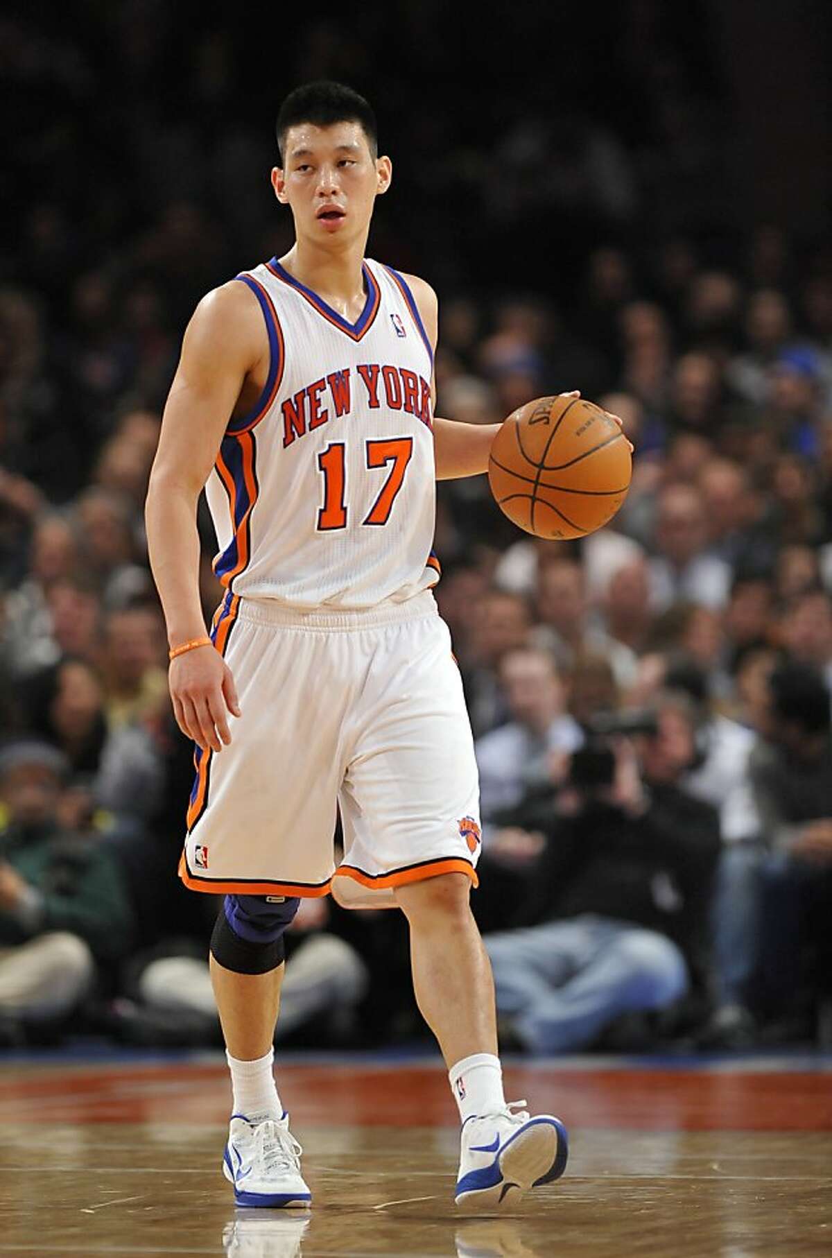 Palo Alto's Jeremy Lin becomes toast of New York