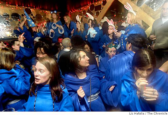 Warming to the cult of Snuggie