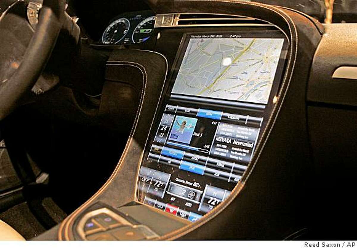 Tesla decides not to build sedan in San Jose