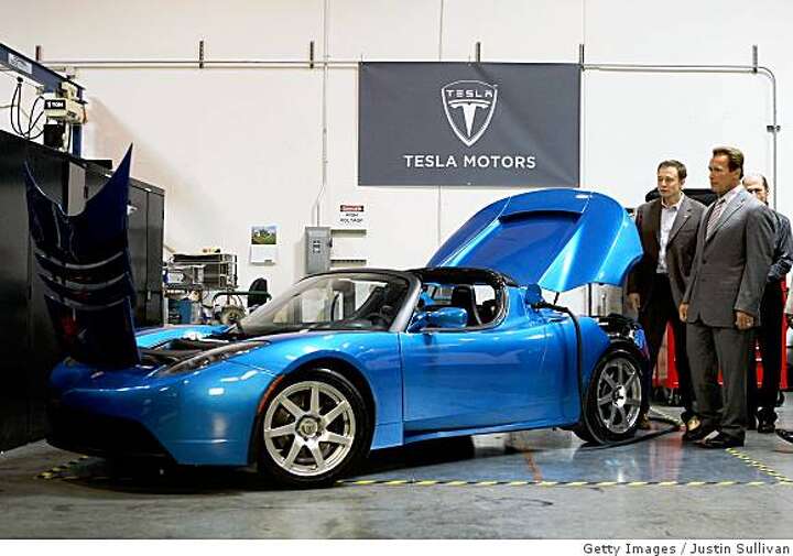 Tesla to build new electric sedan in Bay Area