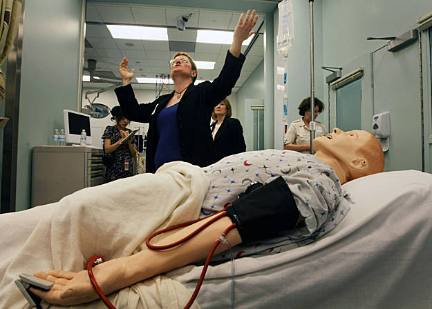 Stanford Li Ka Shing Center uses dummies to teach