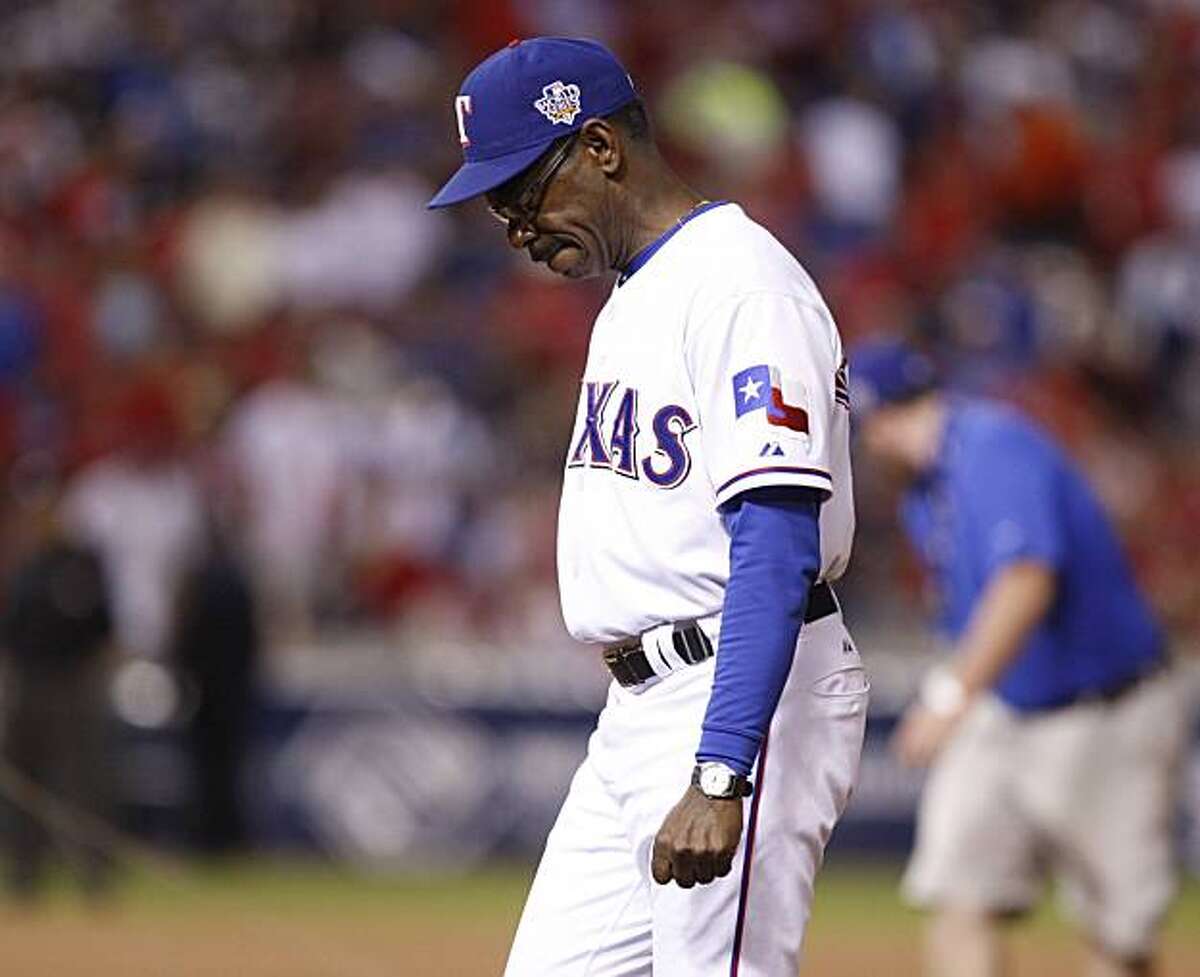 Madison Bumgarner pitches SF Giants to brink