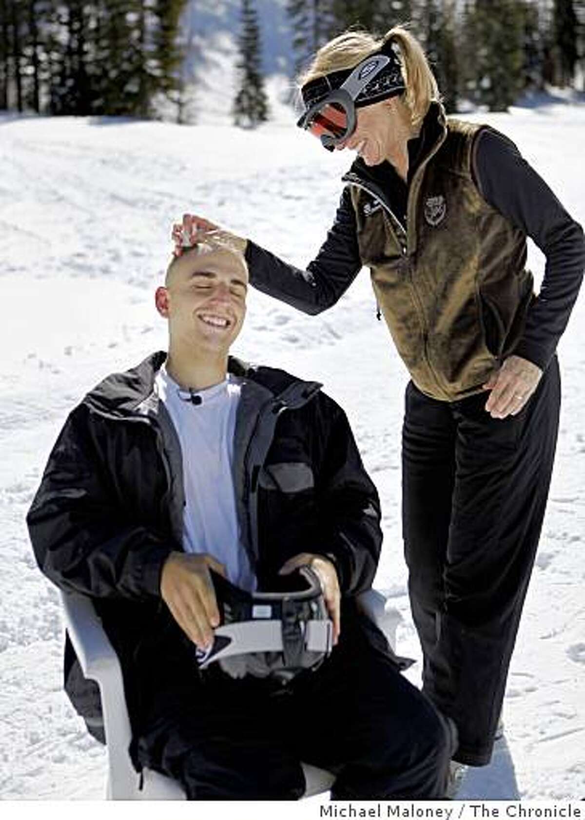 Amputee vets learn more than skiing
