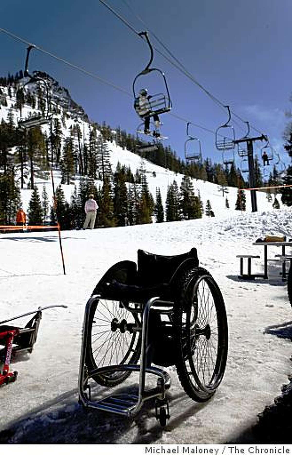 Amputee vets learn more than skiing