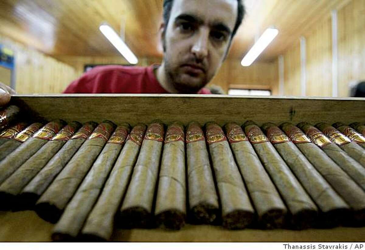 With help from Cuba, Greek cigar sales rise