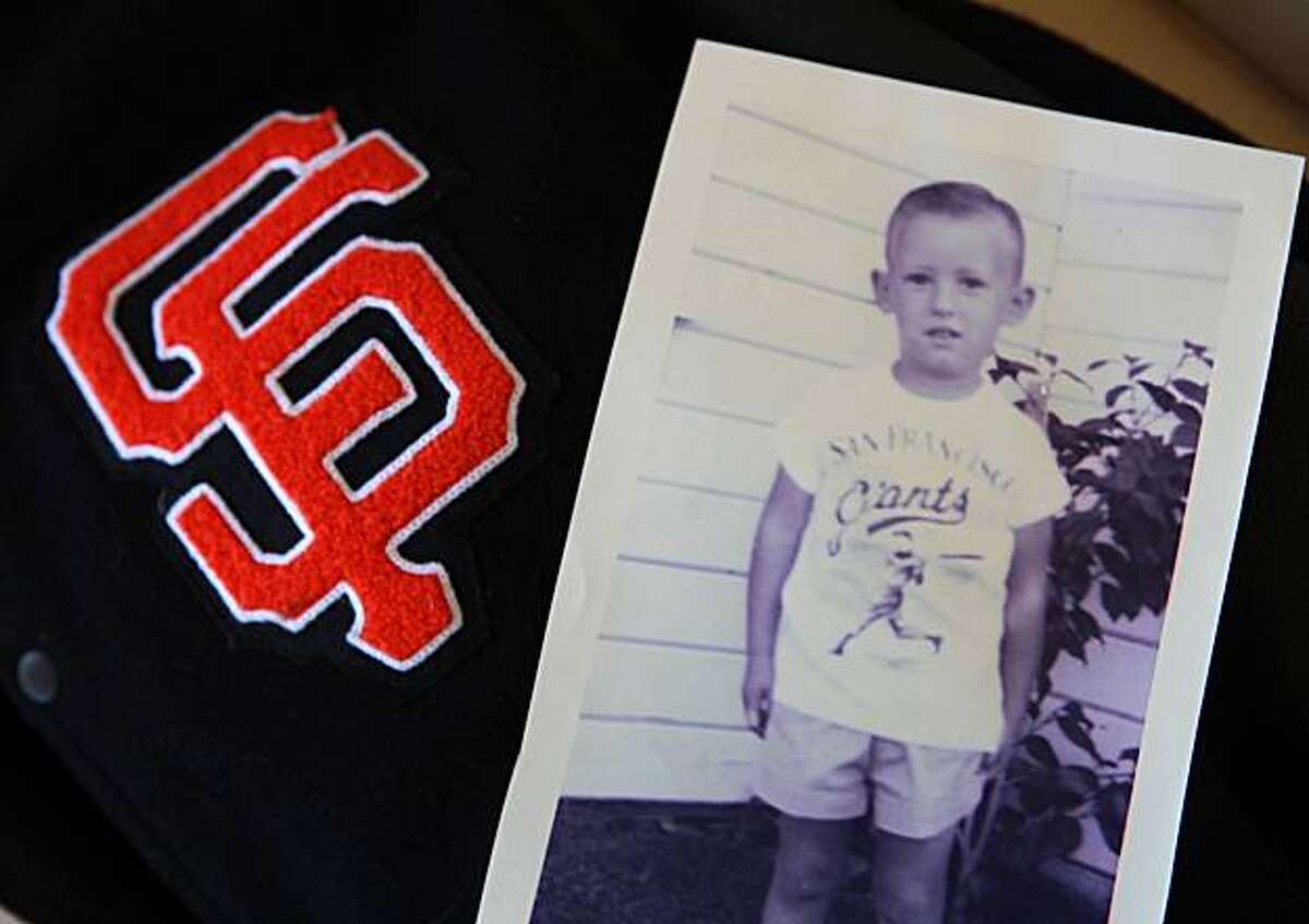 SF Giants' longtime fans have their own niche