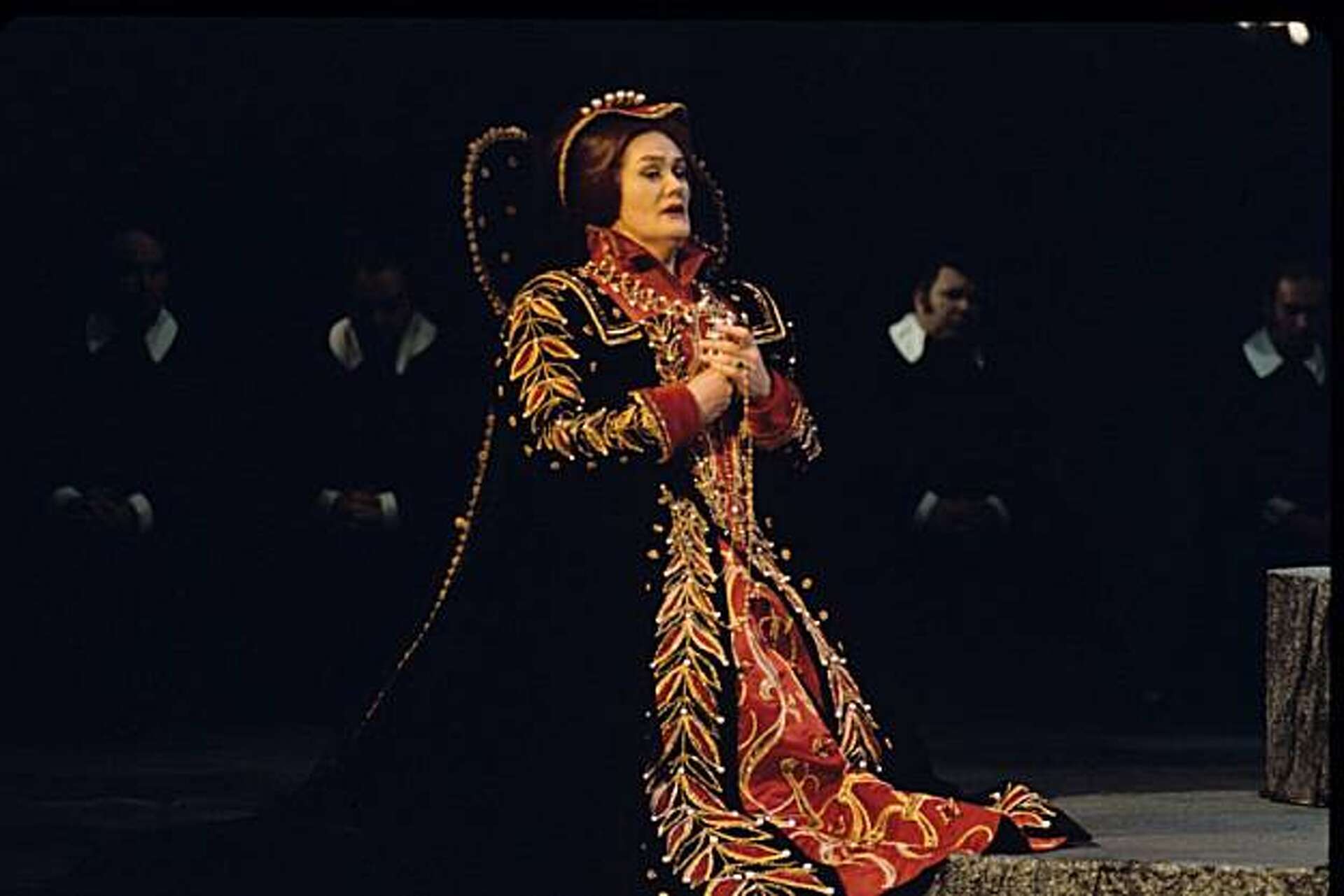 Sutherland didn't see self as great, husband says