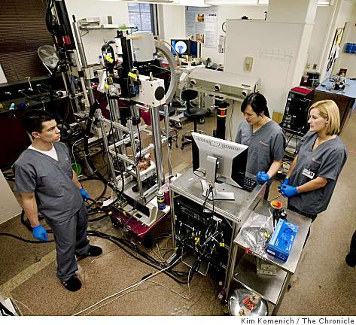 UCSF lab uses cadaver parts for research