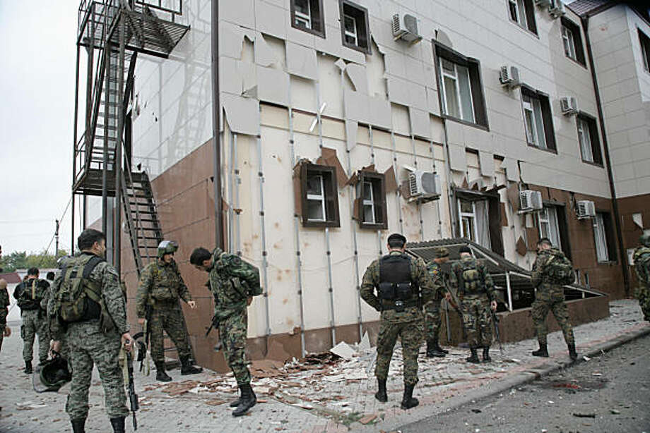Suicide raid on Chechen parliament leaves 6 dead - SFGate