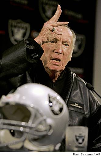 Davis tries to fix his mistakes