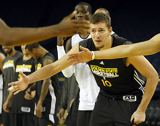 Warriors: David Lee never lets up for an instant