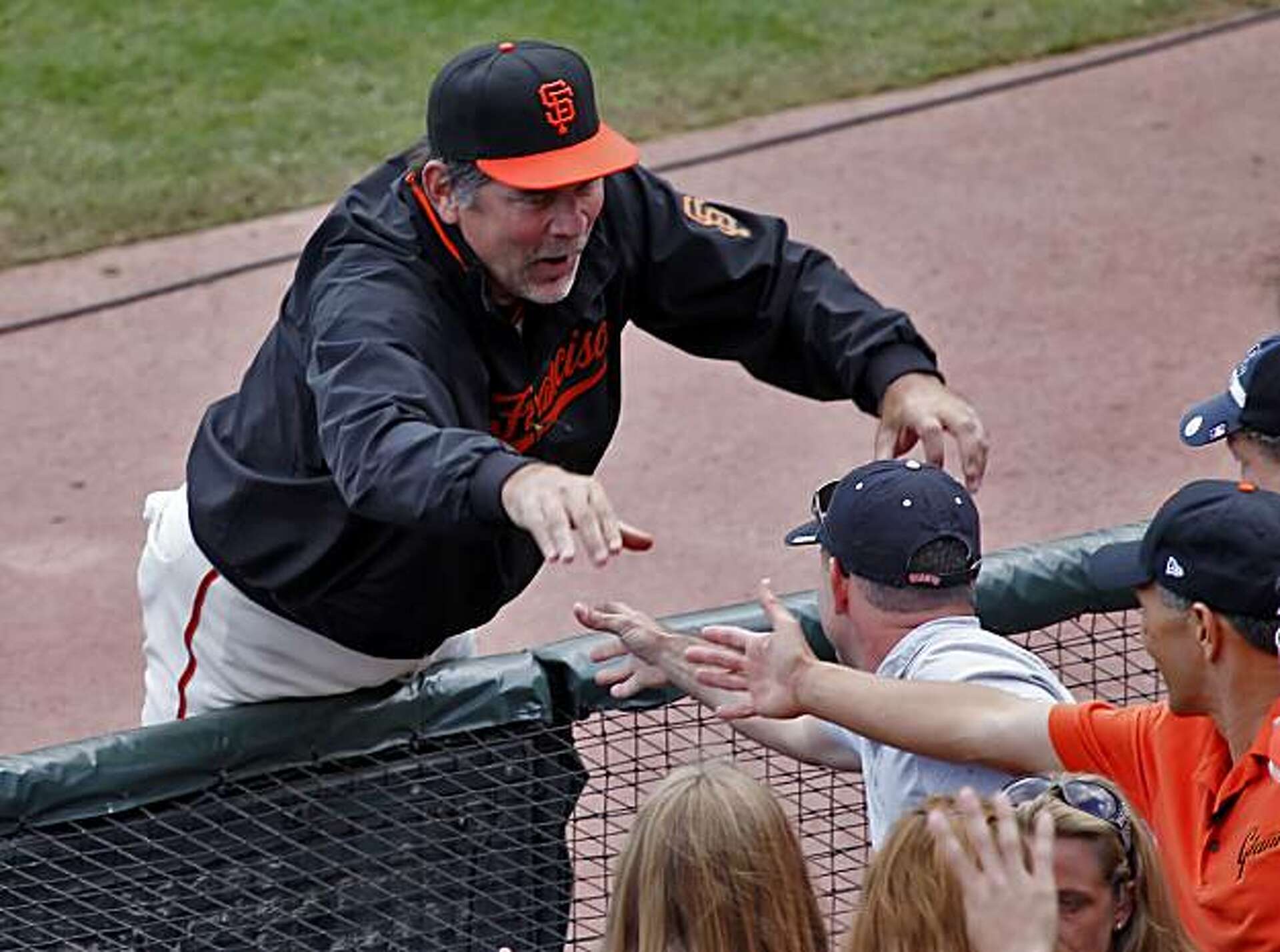 Giants' Wilson hopes hitters fear the beard