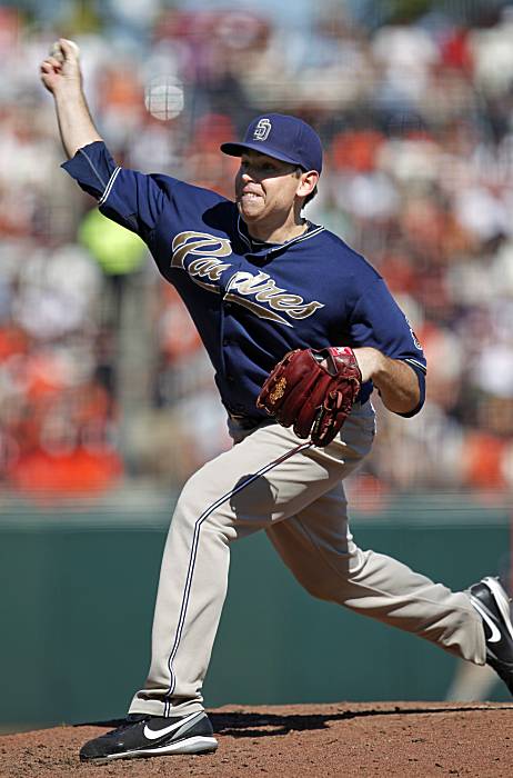 Padres pitchers give Giants a stifled feeling