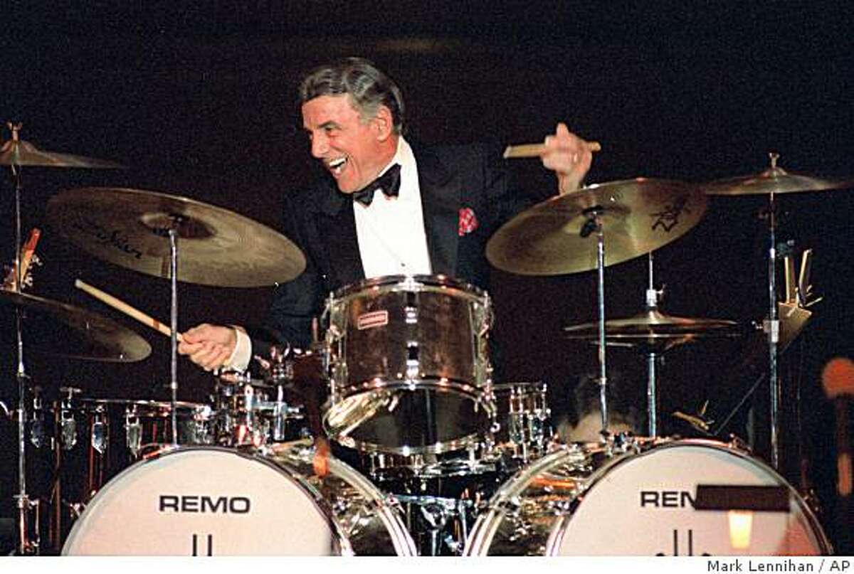 Acclaimed jazz drummer Louie Bellson dies