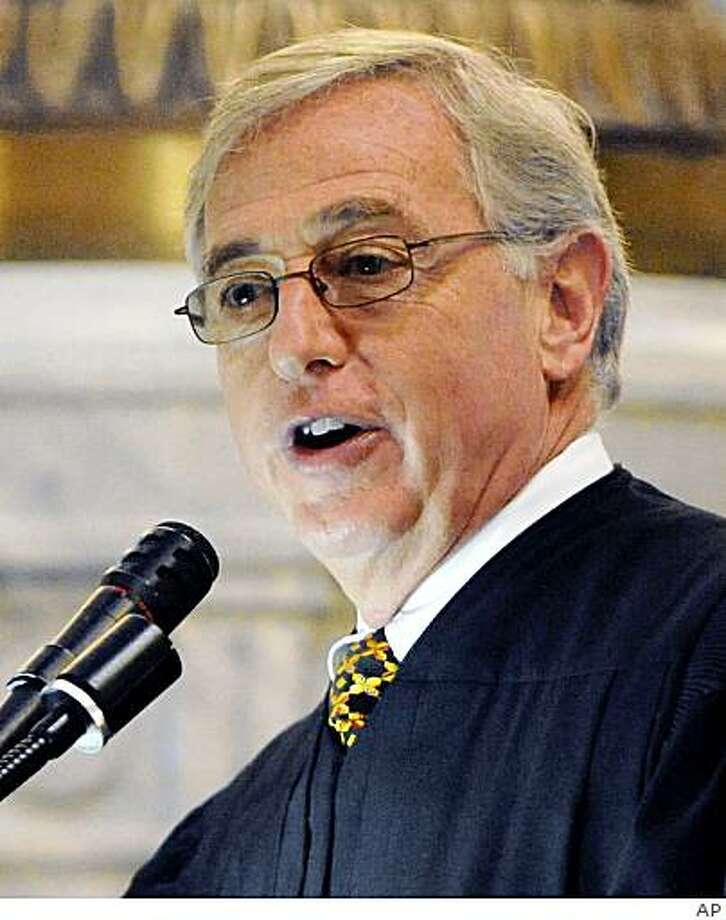 Judges accused of jailing juveniles for cash - SFGate