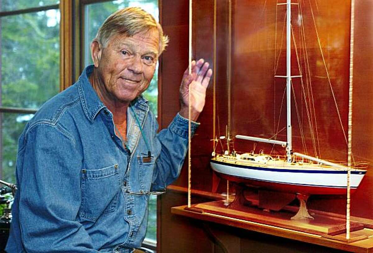 Dodge Morgan, record setting sailor, dies