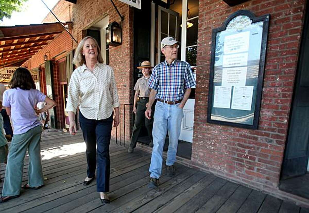 Whitman's $119 million donation breaks record