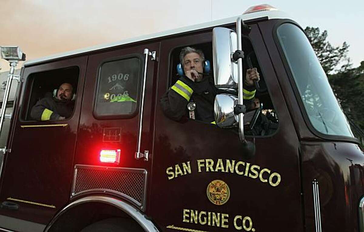San Bruno fire levels neighborhood - gas explosion