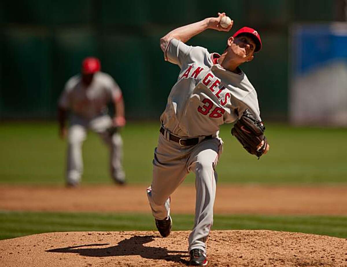 A's beat: Cahill now expects to win