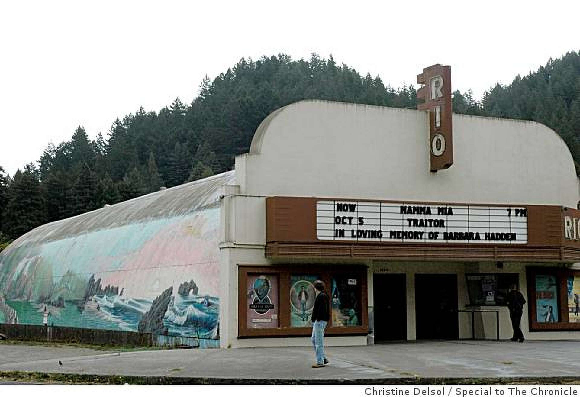 Bay Area's destination movie theaters