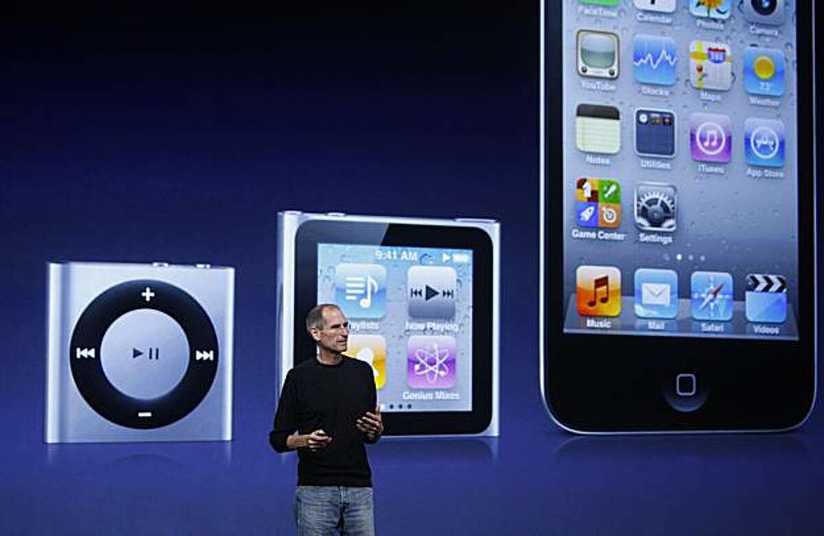Steve Jobs unveils upgraded Apple TV, new iPods