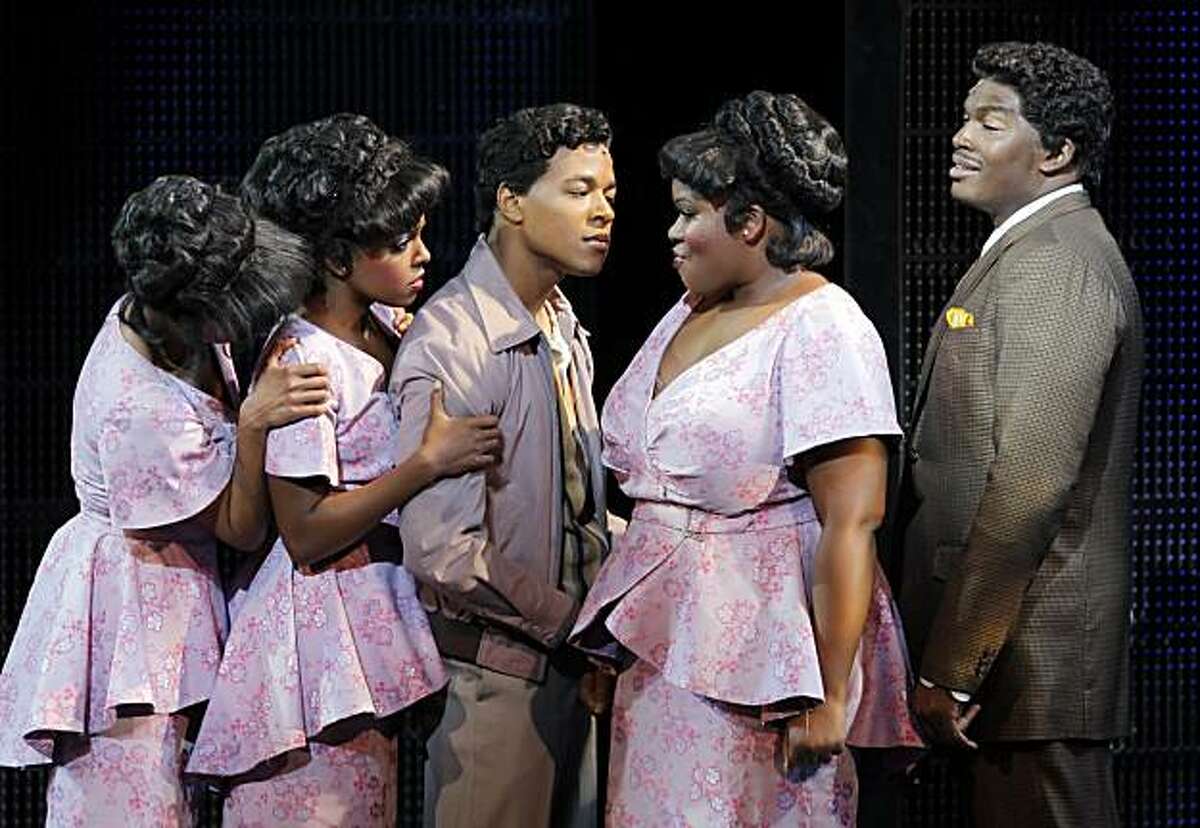 Theater review: 'Dreamgirls'