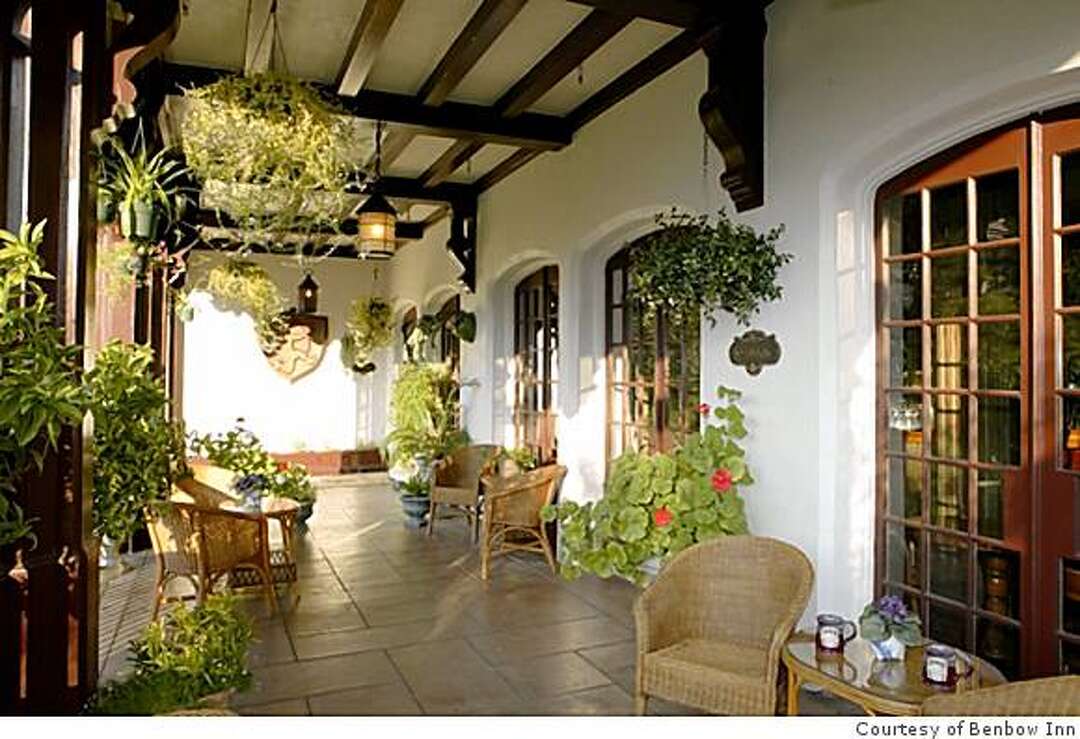 Benbow a destination hotel in the redwoods