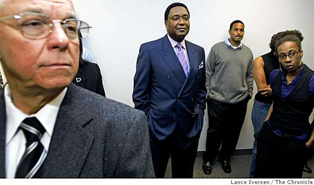 Ex-officer in BART shooting pleads not guilty