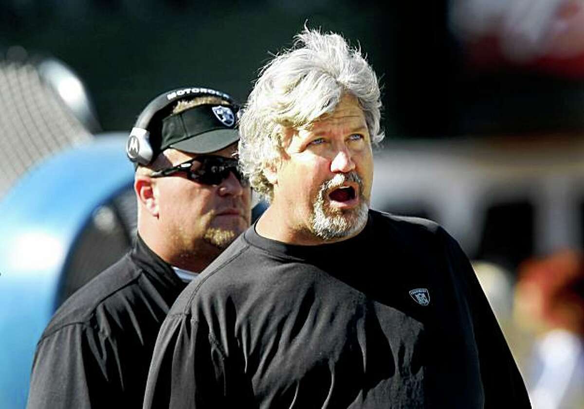 Raiders fire Kiffin