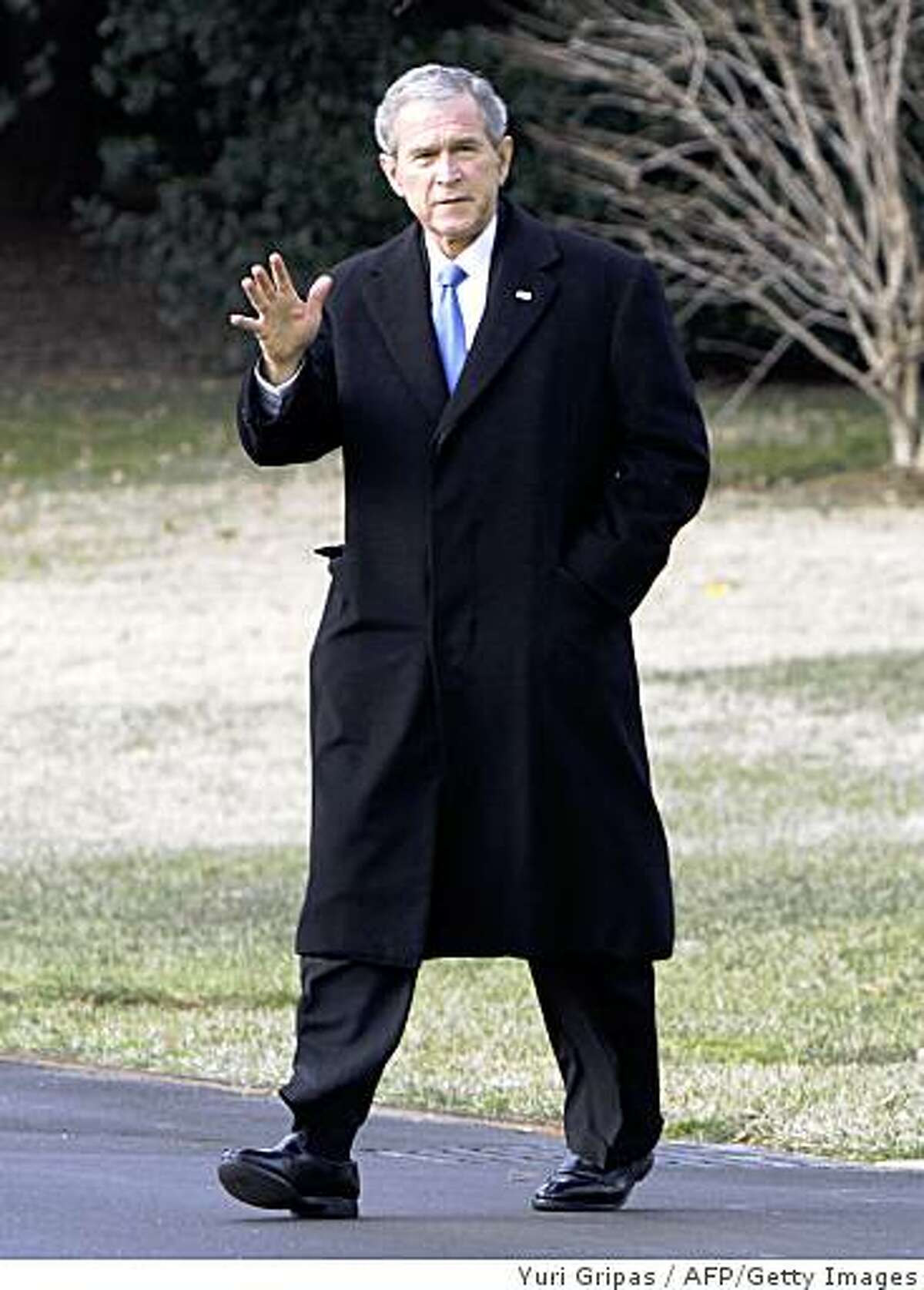 Bush lists accomplishments, failures in office