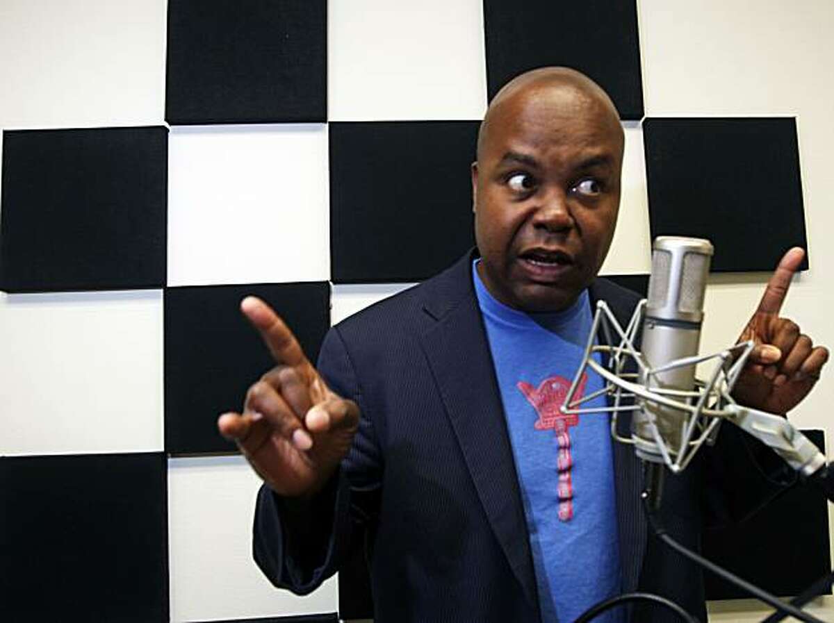 Oakland man hits airwaves with 'Snap Judgment'