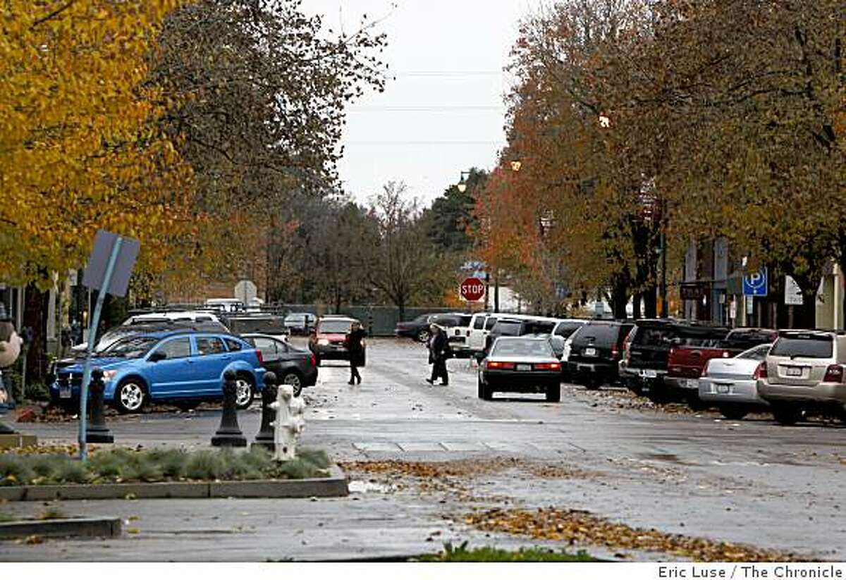 Fourth Street, Santa Rosa