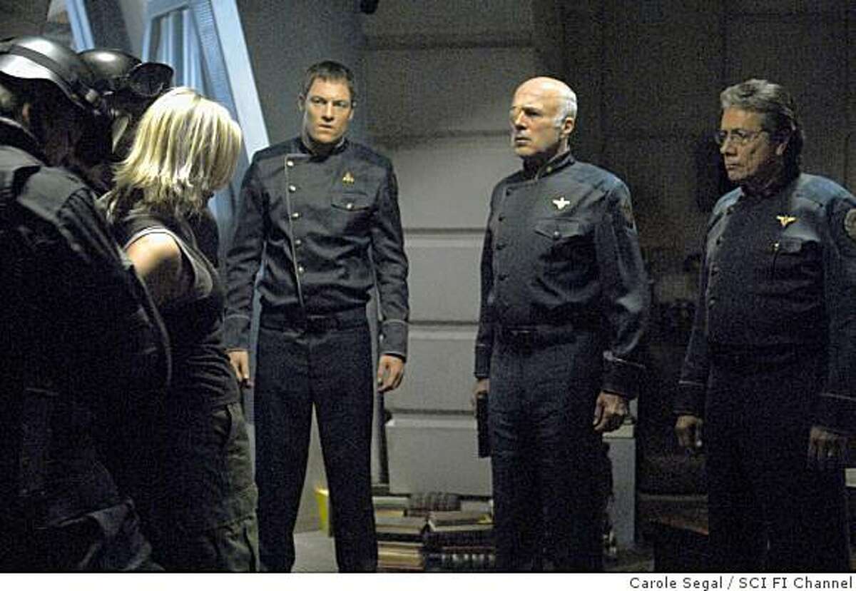 'Battlestar's' Helo leaps into darker role