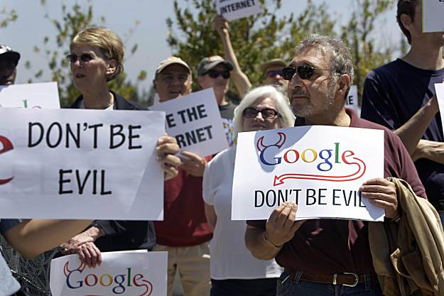 Activists pressure Google on net neutrality