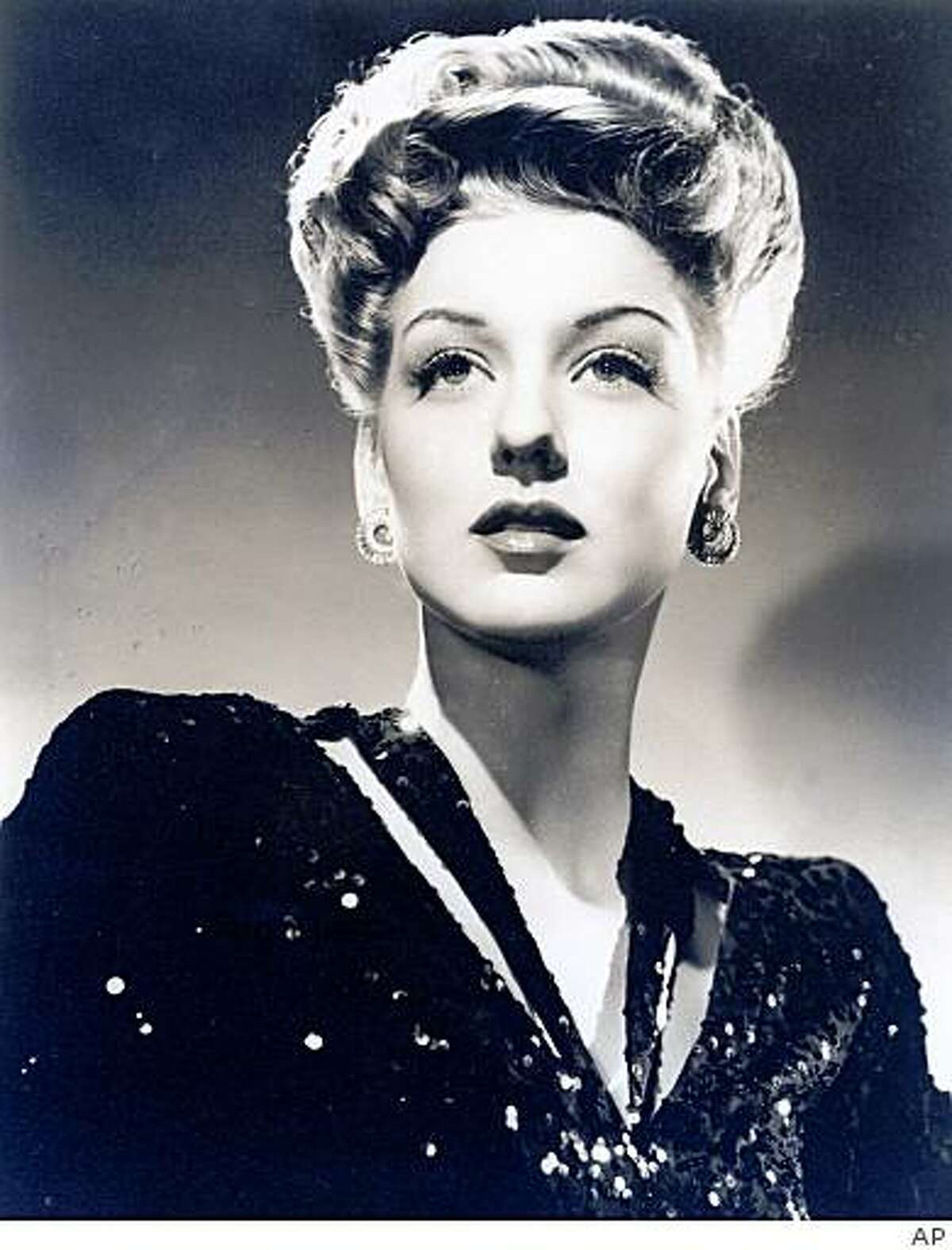 Ann Savage, 1940s pulp-fiction movie star, dies